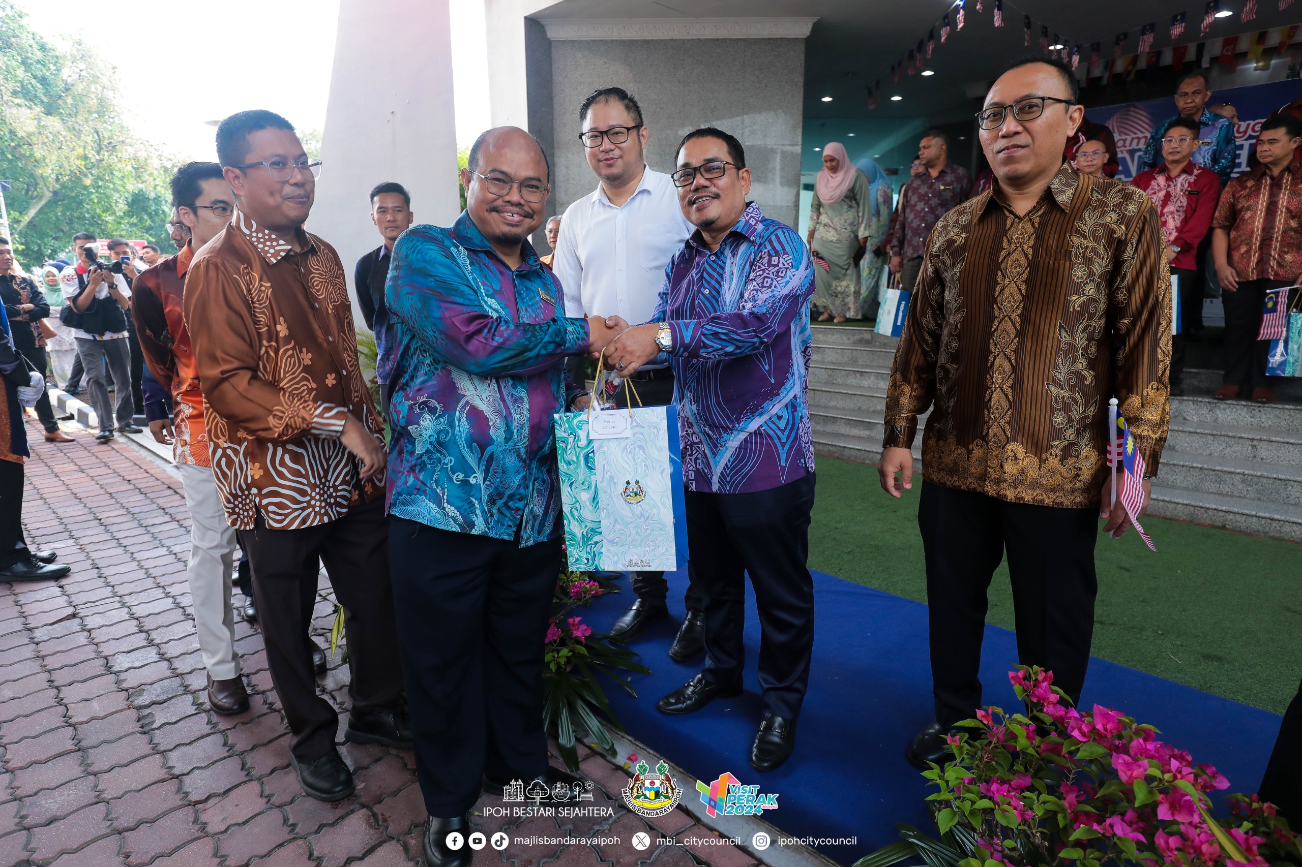 Portal Rasmi Majlis Bandaraya Ipoh - PROGRAM KIBAR JALUR GEMILANG ...